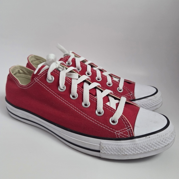 Converse | Shoes | Converse All Star Red Canvas Shoes With White Chuck ...